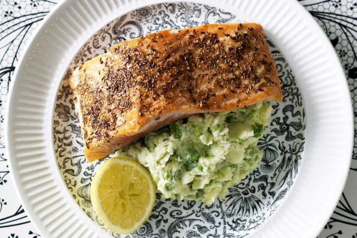 Broad bean and potato mash with spiced fish / Recipes • Wilcox