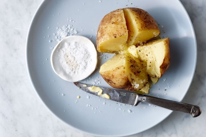Slow-cooker jacket potatoes / Recipes • Wilcox